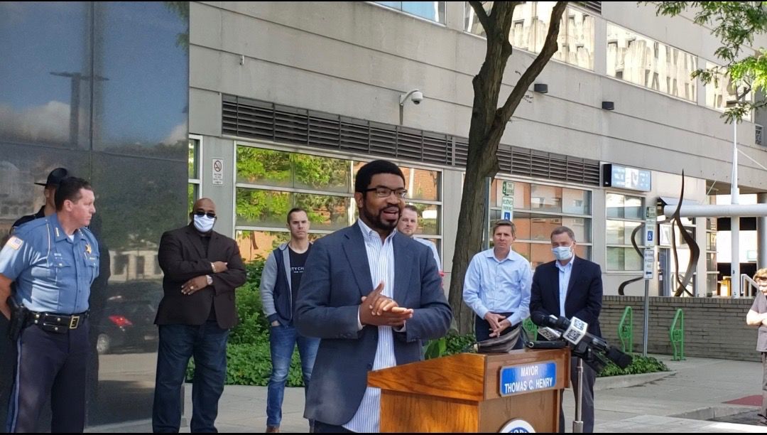 Fort Wayne civil rights protests grow into standoffs and arrests | News ...